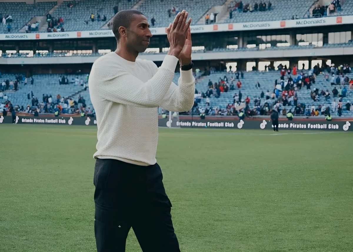 Under fire Pirates coach Ouaddou earns support – South African Live