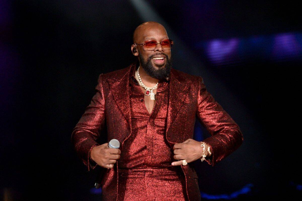 Joe Thomas honoured with Ndlala Mall Walk of Fame star – South African Live