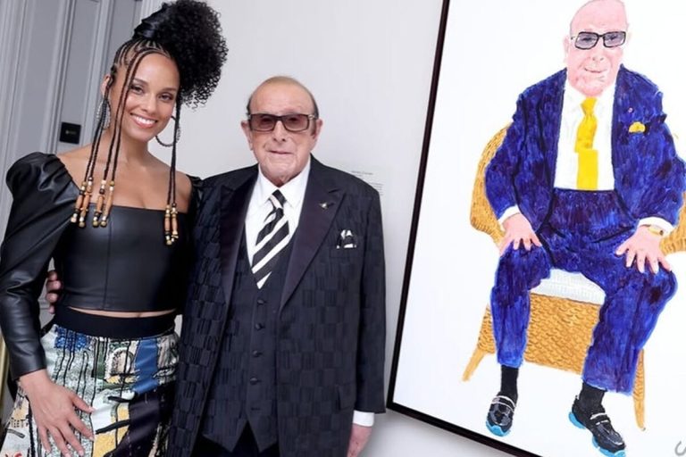 Tributes pour in for Clive Davis - South African Live
